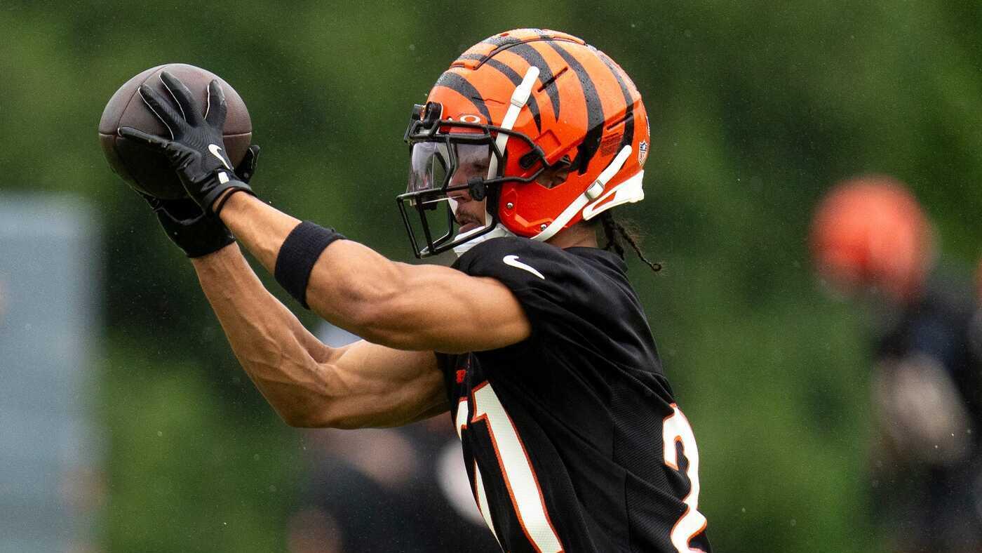 Bengals RB Zack Moss eyes return from broken neck, tempers expectations ...