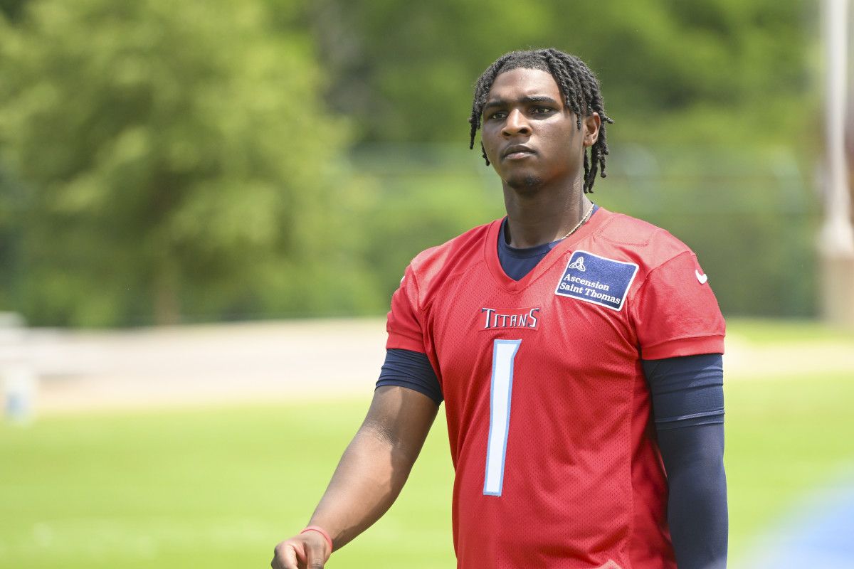 Titans Make Bold Cam Ward Decision Ahead of Preseason Opener