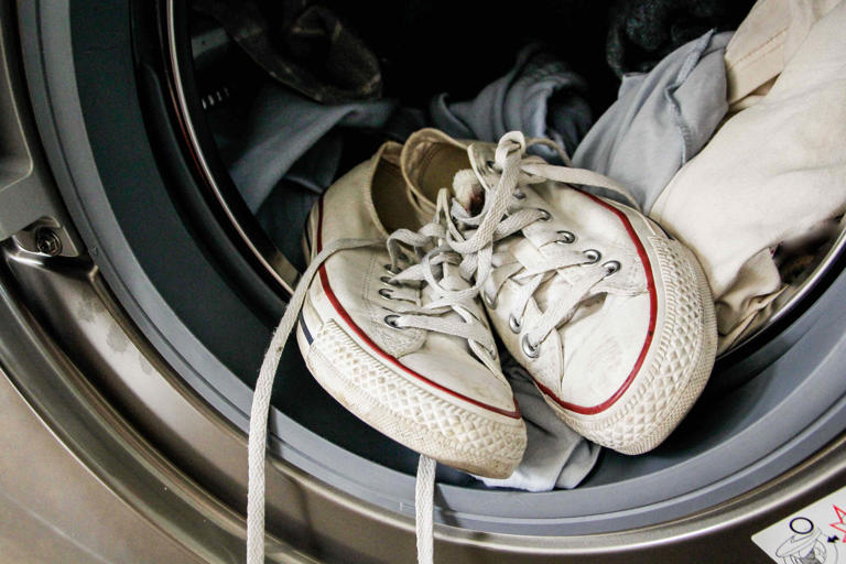 9 surprising things you can wash in your washing machine