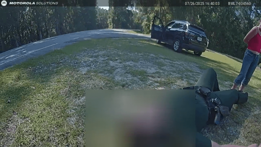 VIDEO: Berkeley County deputy collapses after accidental fentanyl ...