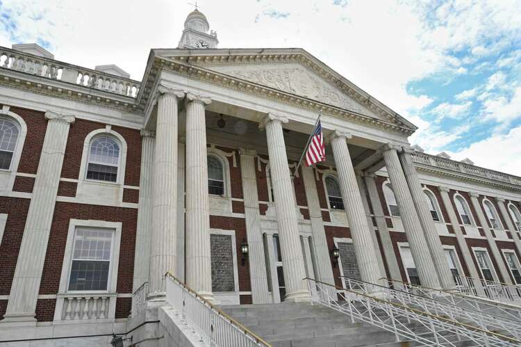 Schenectady to limit water use after pipe breaks at Rotterdam plant