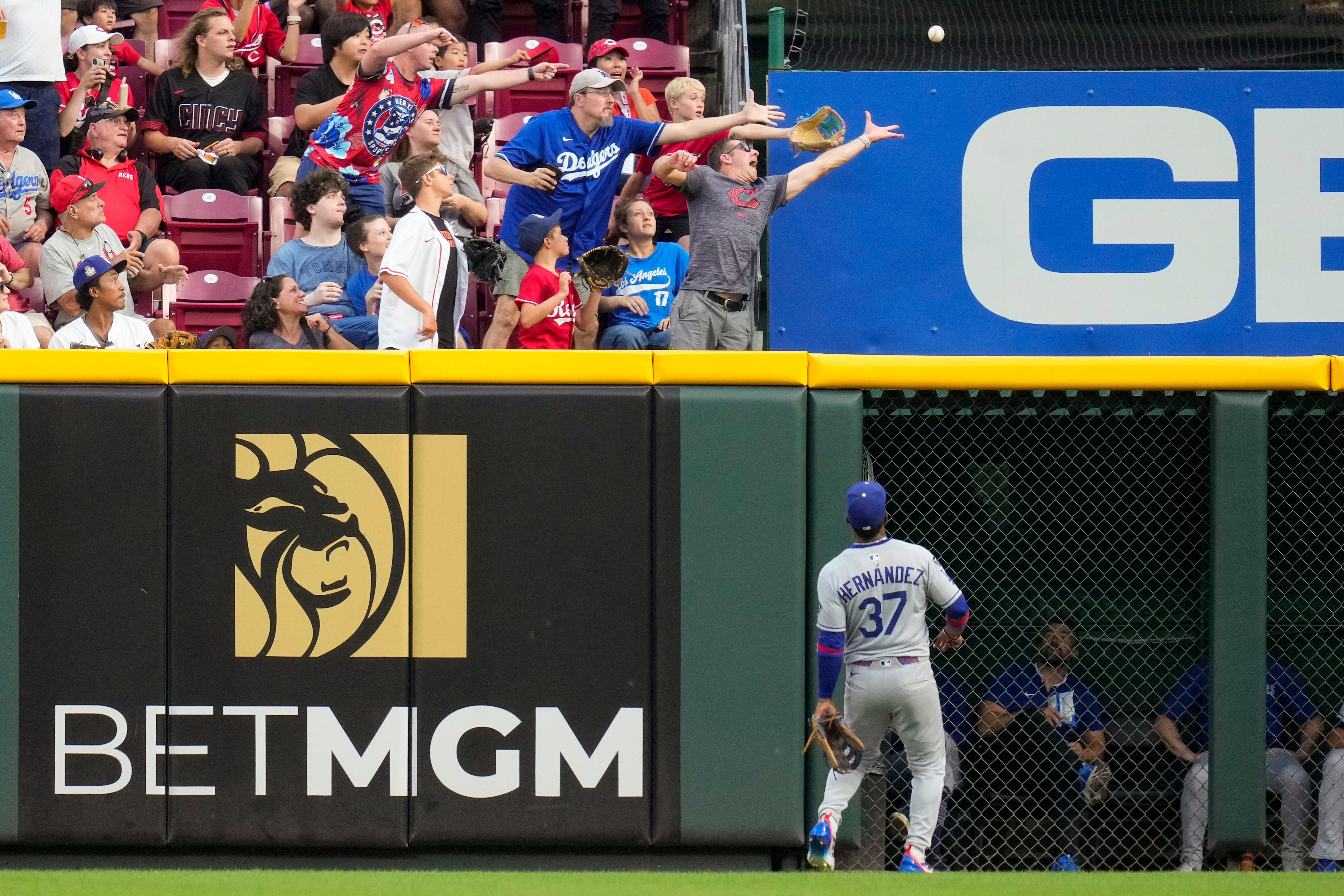 The Reds had two homers in nine games. Then they hit two in one inning ...