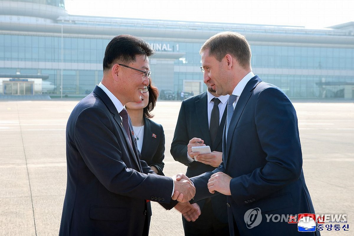 Russian resources minister returns home