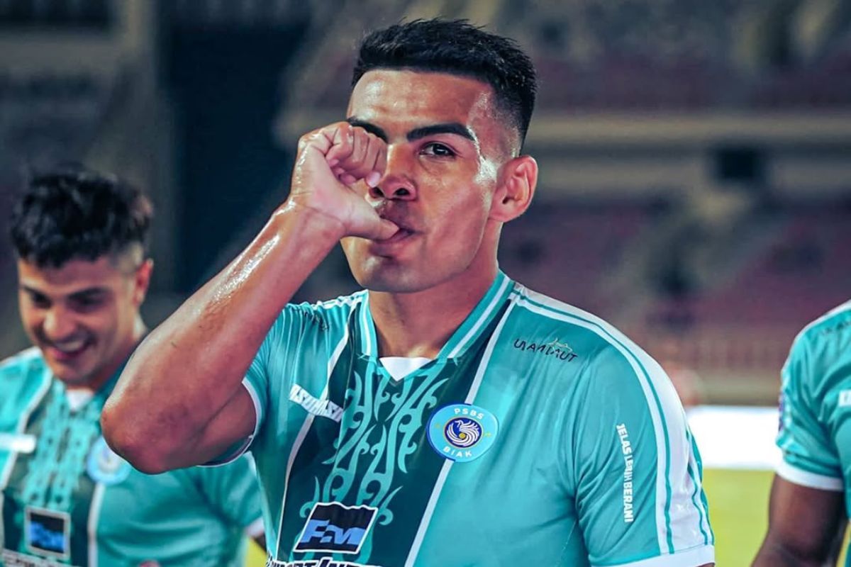 Mesin Gol PSBS Biak Rp 5,21 Miliar Hengkang! Persebaya Surabaya Jodoh ...