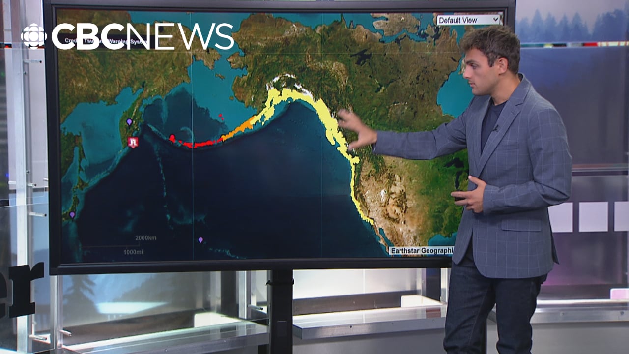Massive earthquake in the Pacific Ocean prompts a tsunami watch for ...
