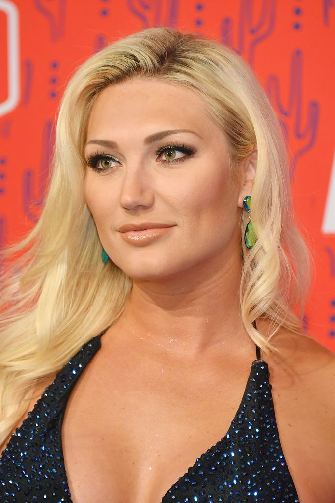 Brooke Hogan reveals the truth about her estrangement from Hulk Hogan ...