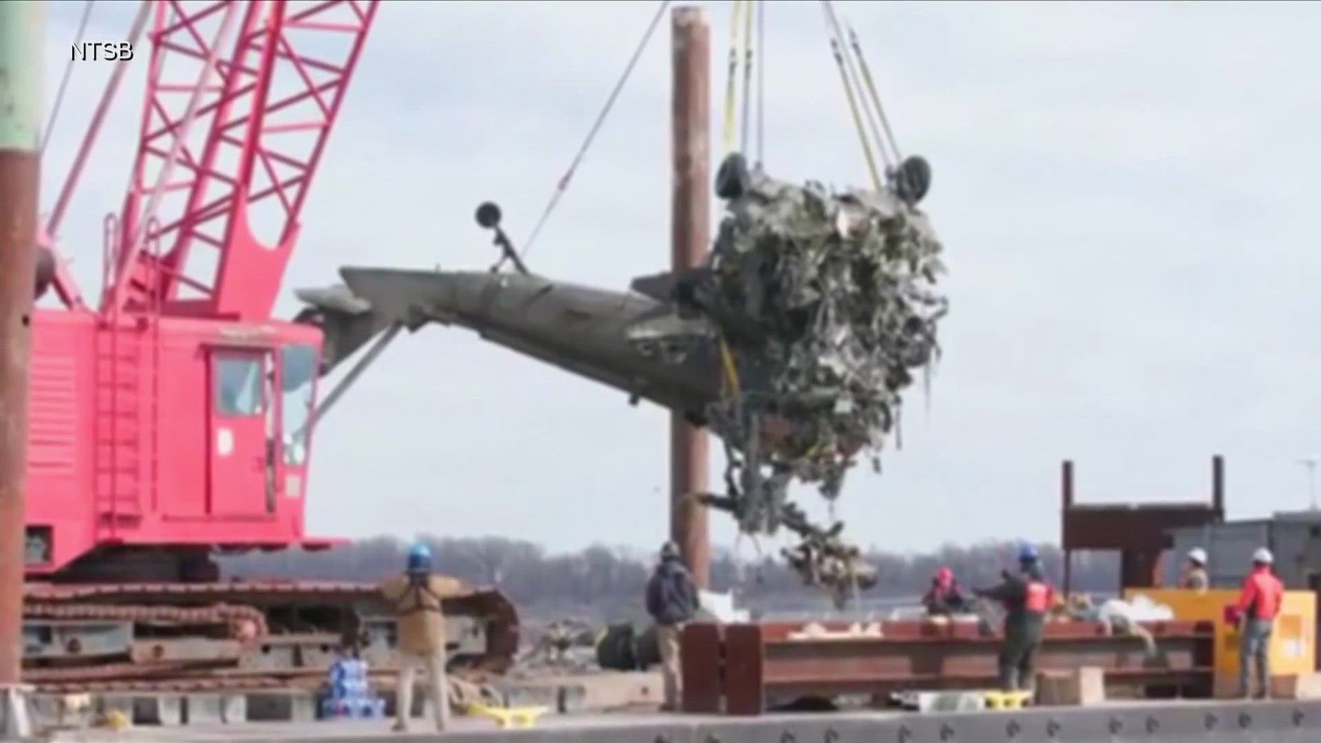 Widow of Flight 5342 victim files wrongful death suit against airlines ...