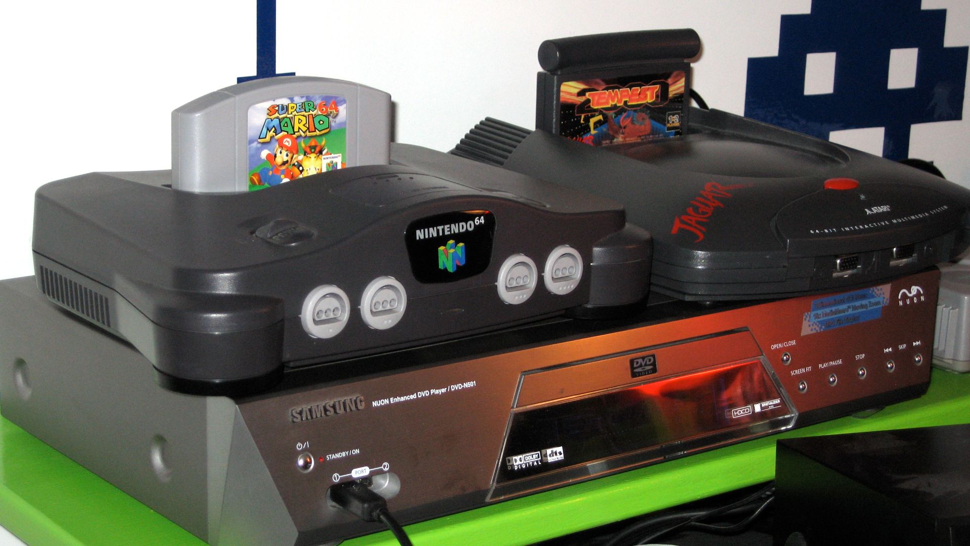20 Nostalgic Games Every 90s Kid Will Remember