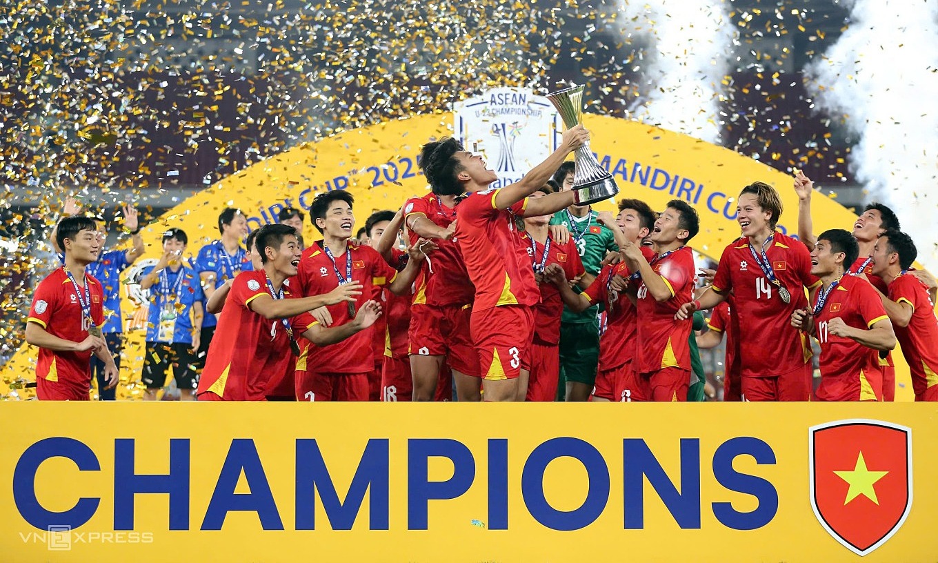 Vietnam sets Southeast Asian football record with U23 title