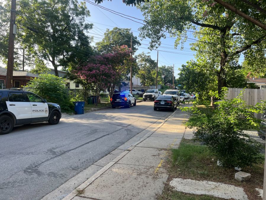 APD: 2 people found dead inside home on Pennsylvania Avenue