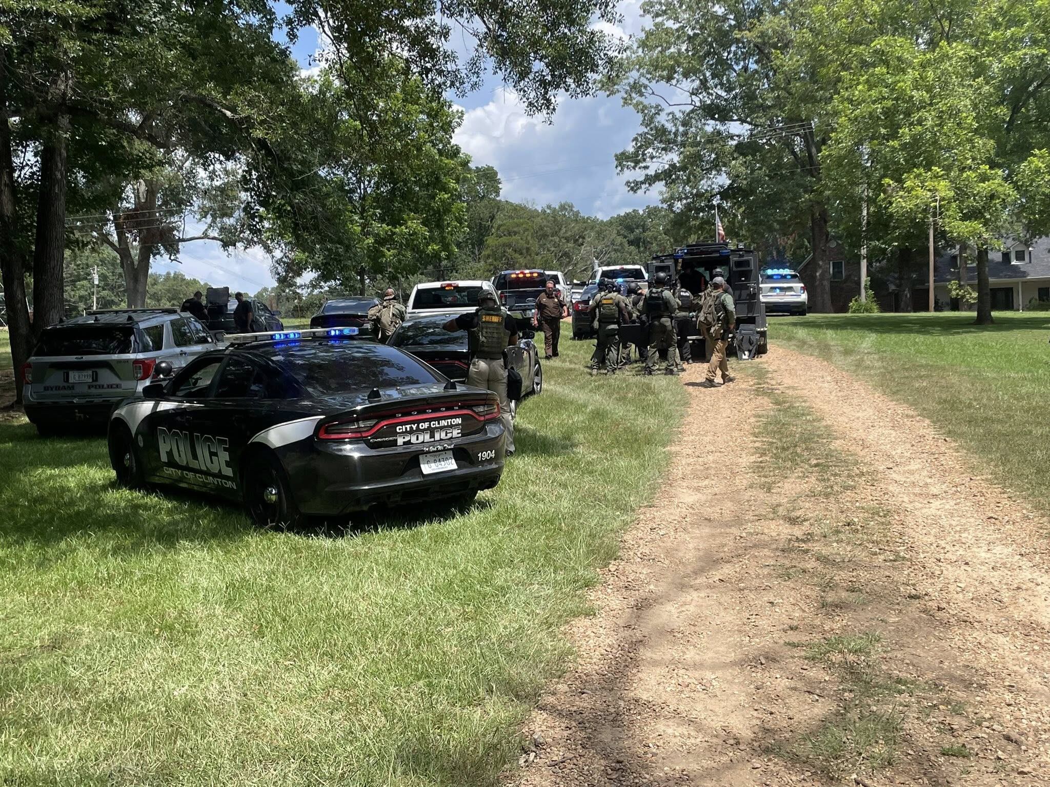 Man dies of self-inflicted gunshot wound after hours-long standoff in ...