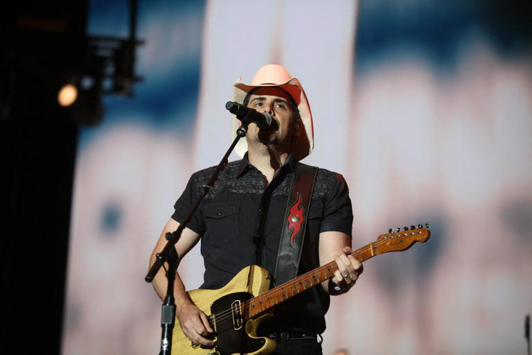Country Star Brad Paisley 'Taken Into Police Custody' Mid-Show