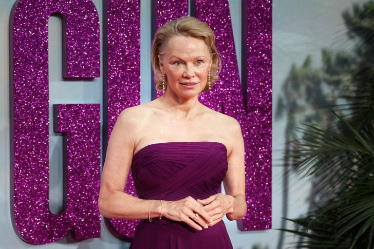 Pamela Anderson Debuts New Haircut on the Red Carpet, but One ...