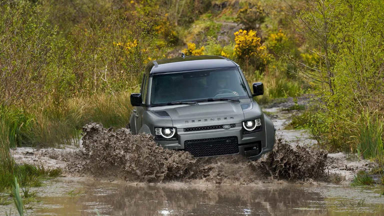 These 10 SUVs Are Still Available With A V8 Engine