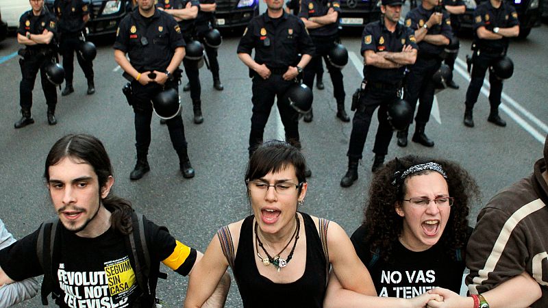 ¿Cómo varía la tasa de paro entre los titulados universitarios en Europa?