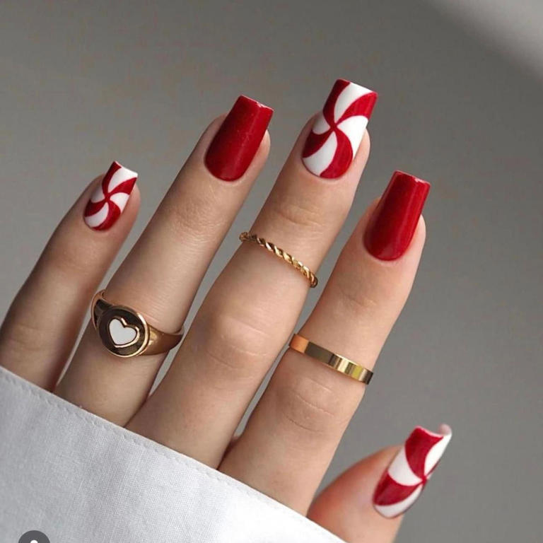 7 inspirasi nail art bernuansa merah putih, chic dan elegan