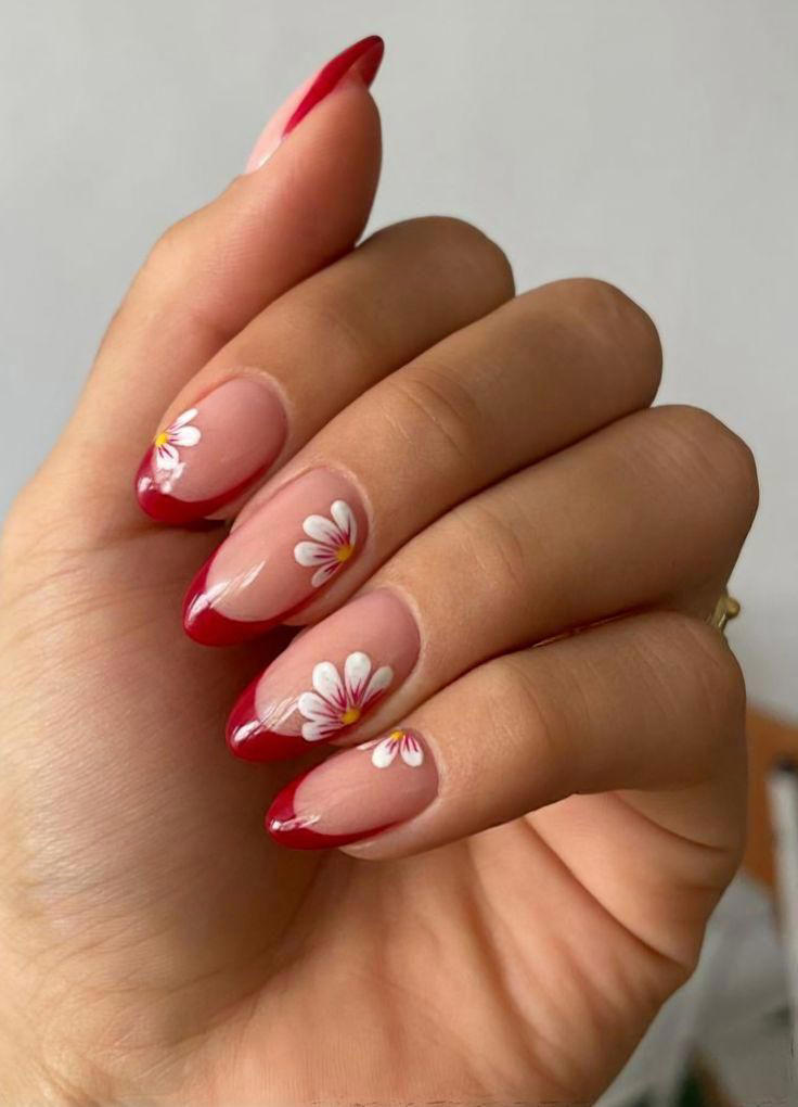 7 inspirasi nail art bernuansa merah putih, chic dan elegan