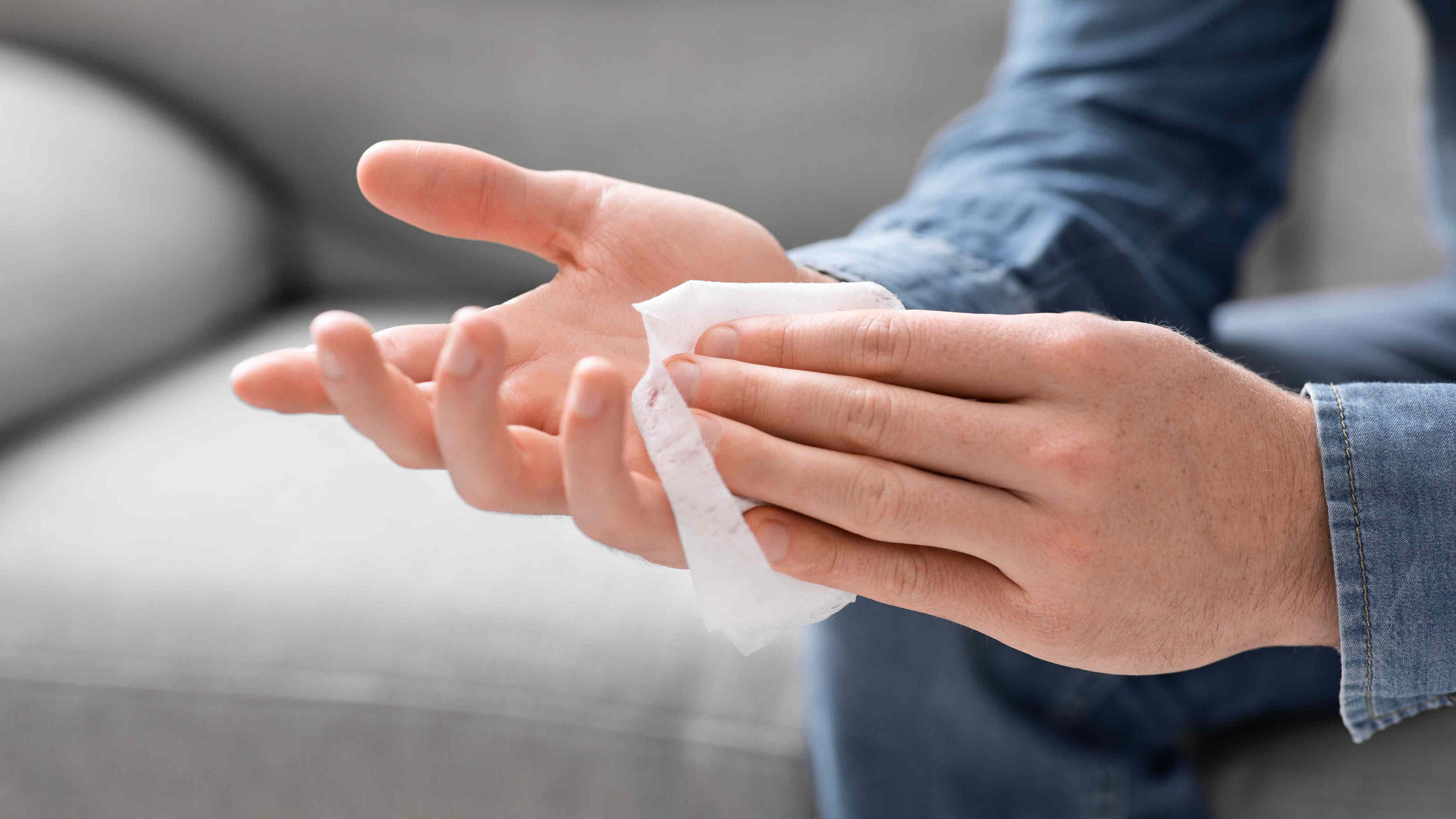 How Are Sweaty Hands (Palmar Hyperhidrosis) Treated?