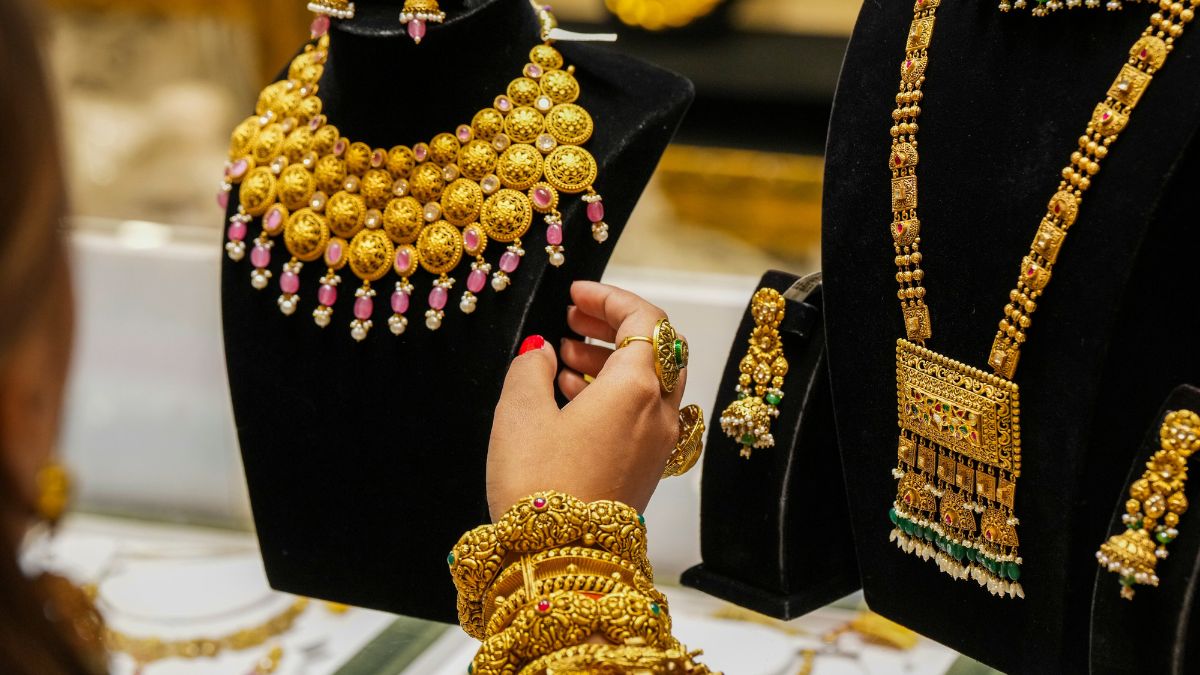 Gold Rates In Lucknow Remain Among Highest On August 9 Amid National ...