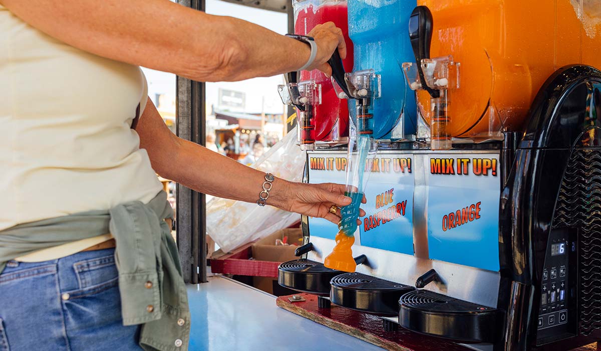 Warning issued for children under 10 over slushy ice drinks