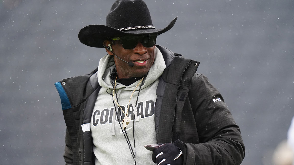 Colorado HC Deion Sanders introduces former Buccaneers OC as new QB coach