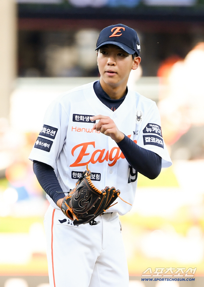 Hwang Jun Seo's lackluster performance? I'm worried about all 5 starters...2G consecutive poor ...