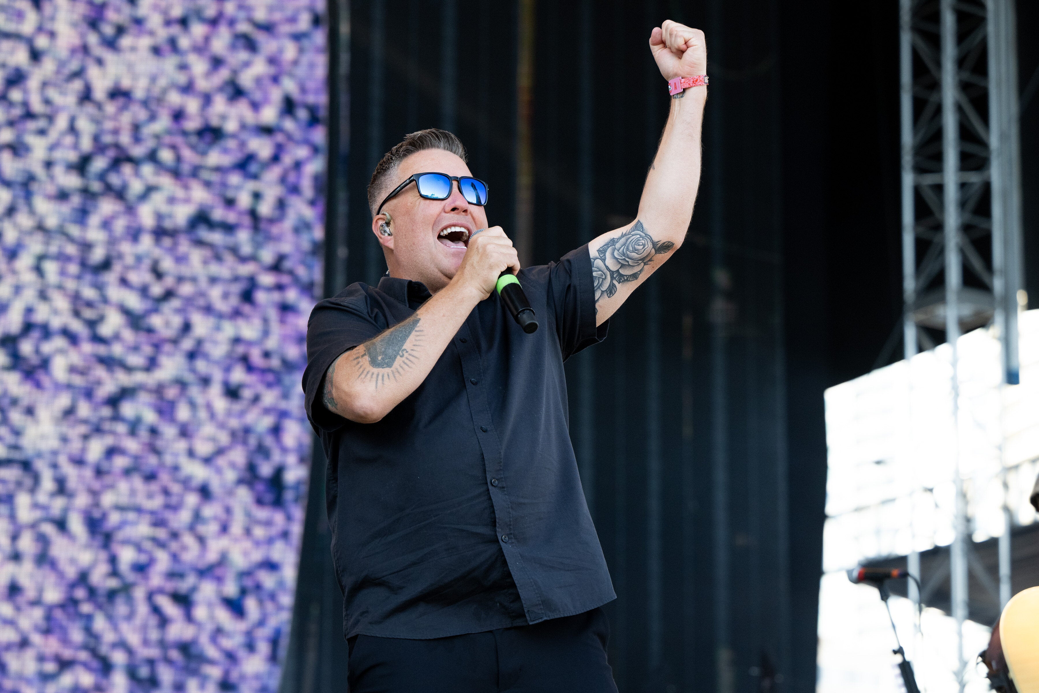 Iconic Punk Band Rips 'First-Class Loser' Trump With Absolutely Vicious ...