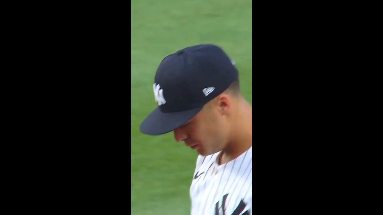 Anthony Volpe commits his 14th error of the season