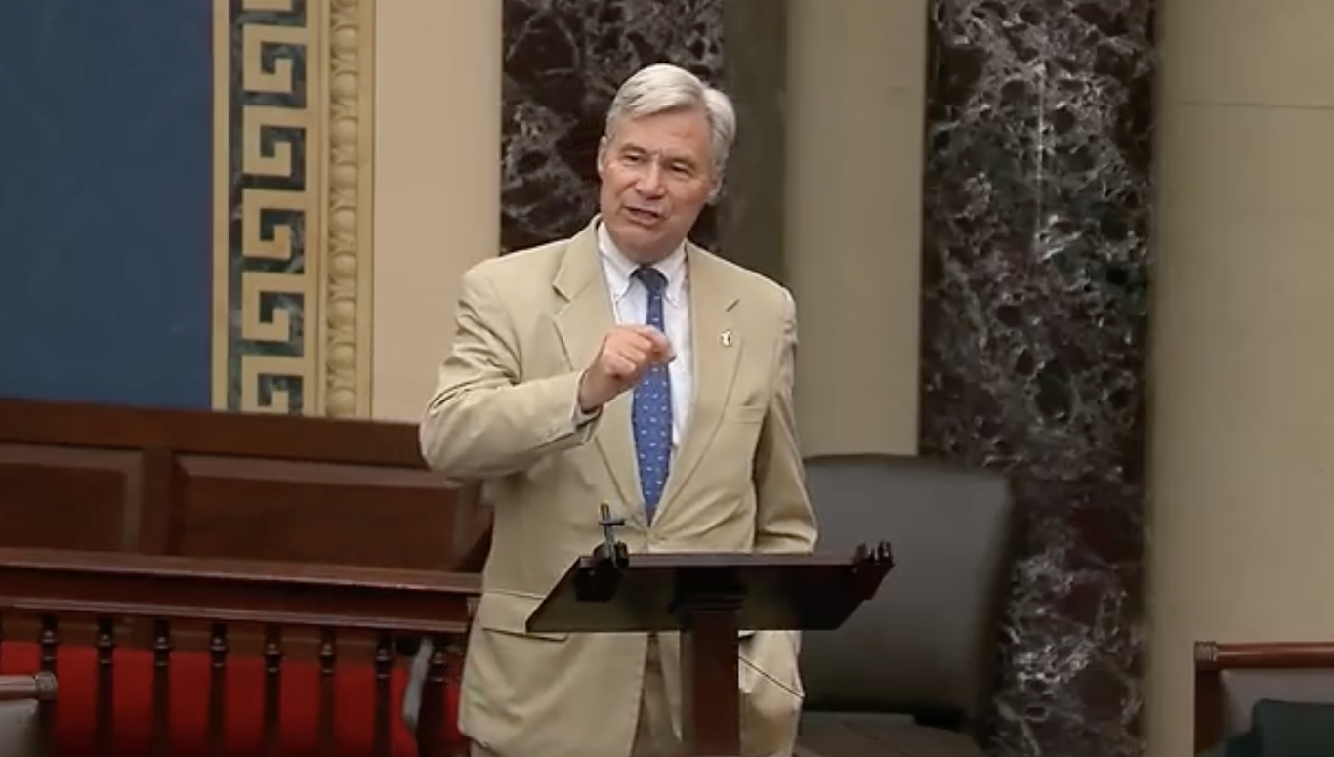 'Monkey See No Evil, Monkey Hear No Evil': Sheldon Whitehouse Mocks The ...