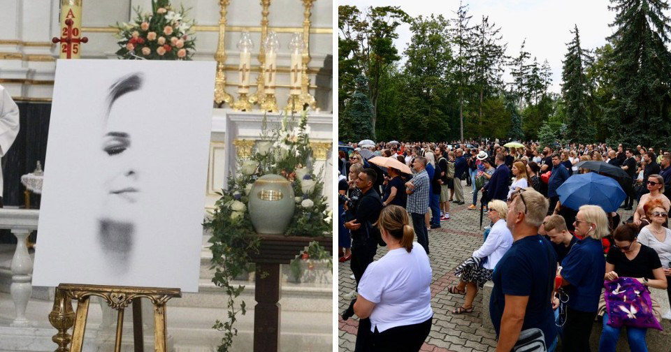 Pogrzeb Joanny Kołaczkowskiej. Fani i przyjaciele z branży pożegnali ... Pogrzeb Joanny Kołaczkowskiej. Fani i przyjaciele z branży pożegnali ...