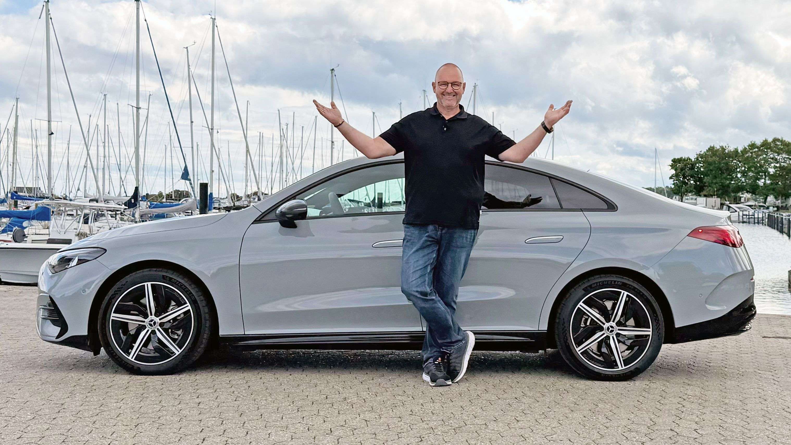 Mercedes-Benz CLA 350 4MATIC Elektrisch - Das Coupé mit Elektroantrieb ...