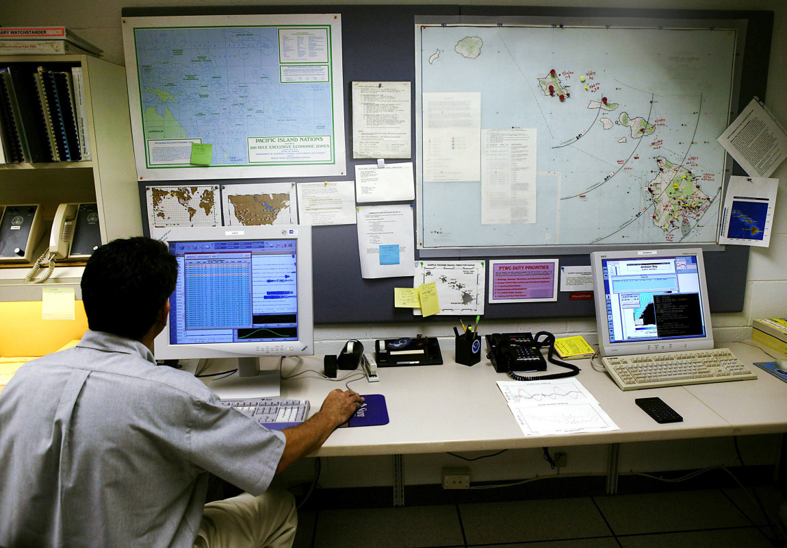 California Tsunami Warning: Live Map and Tracker