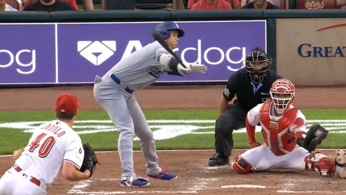 MLB: Nick Lodolo se deshizo de Shohei Ohtani con un pitcheo que lo dejó tambaleando y en shock