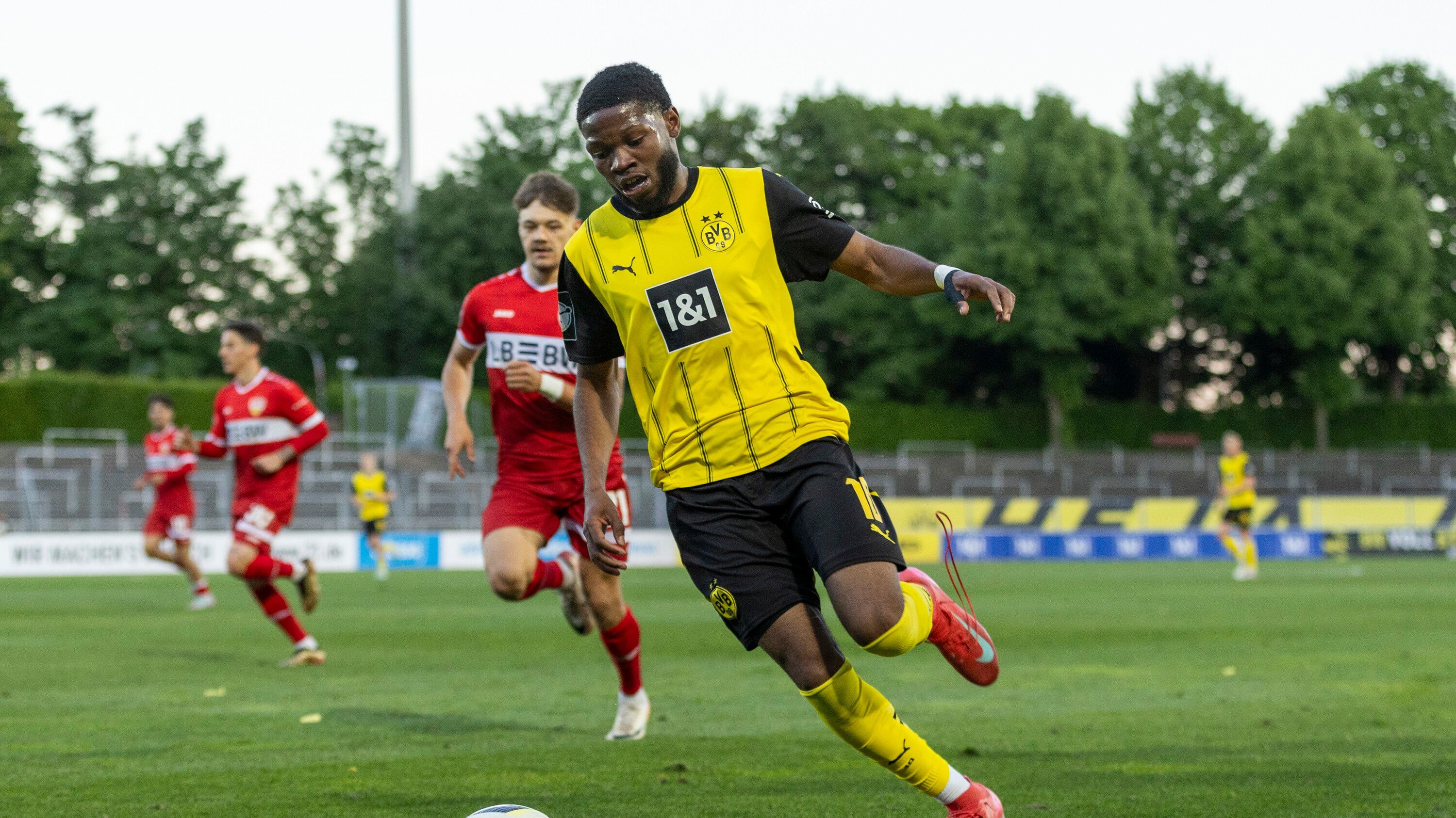 FCS holt Elongo-Yombo und Groune für den Angriff