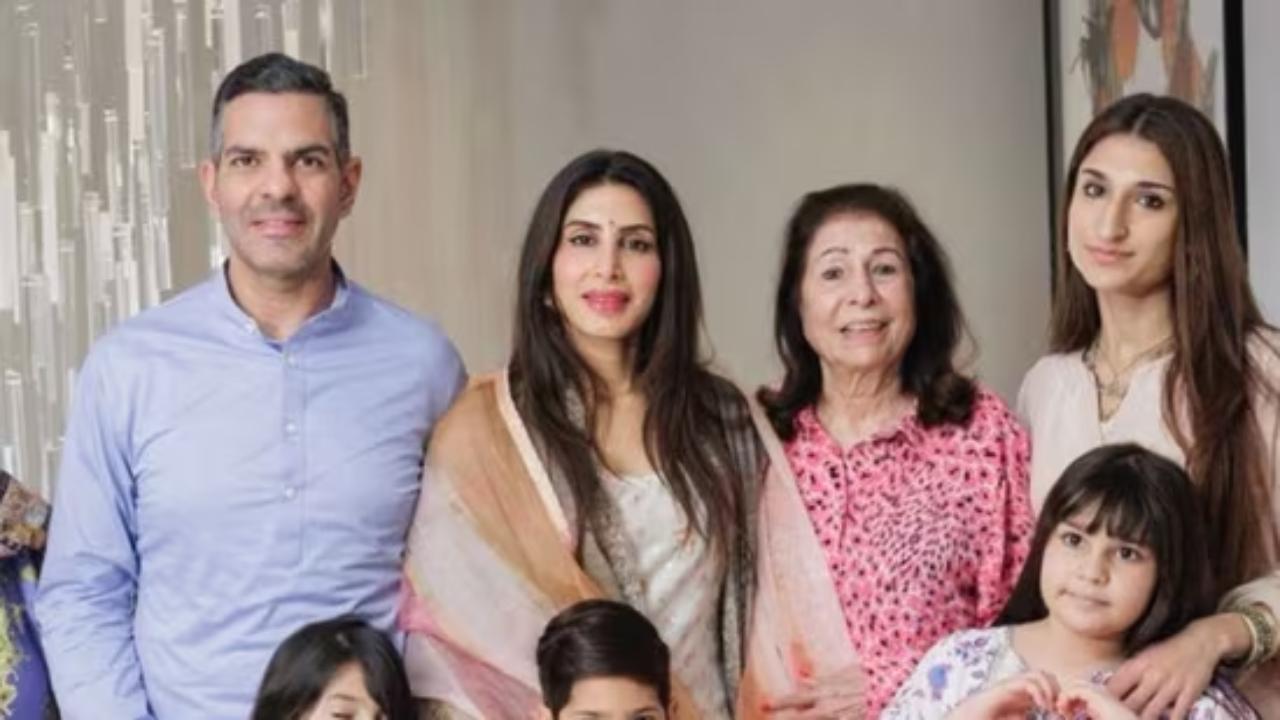 Sona Comstar issues `cease, desist` letter to Sunjay Kapur`s mother Rani