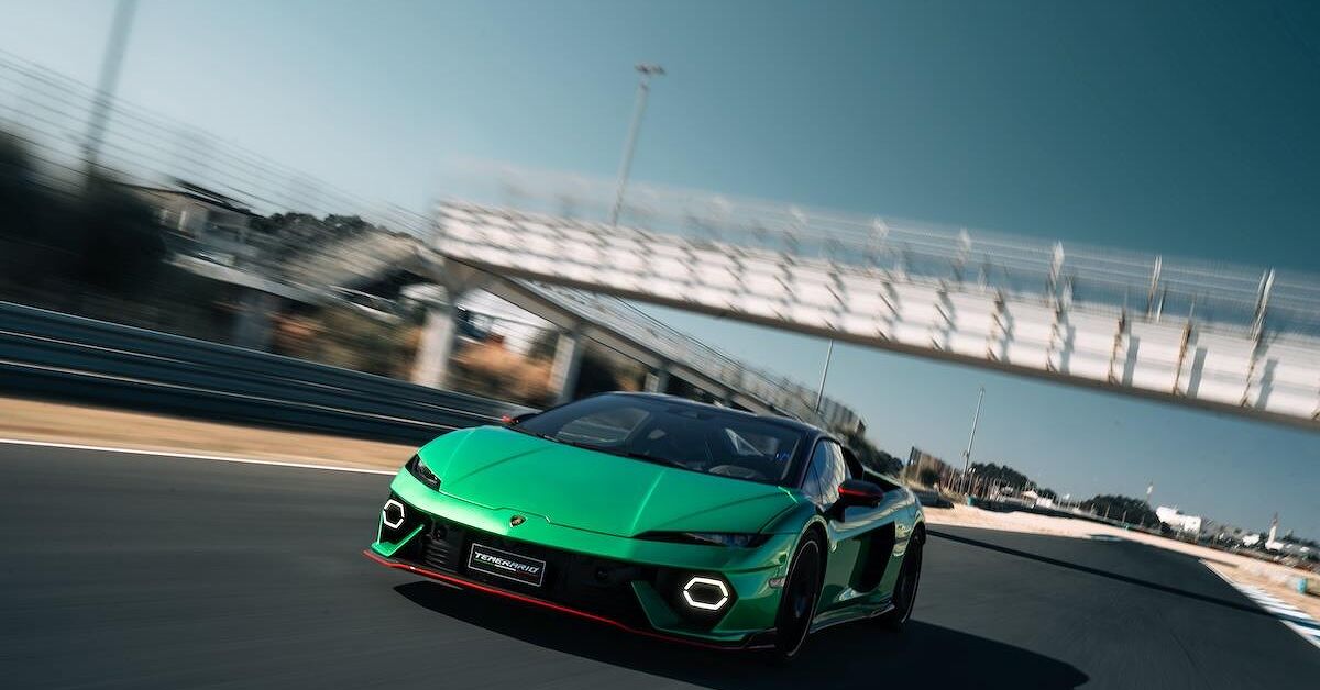 Lamborghini Proves The Temerario Is Both Quick and Fast