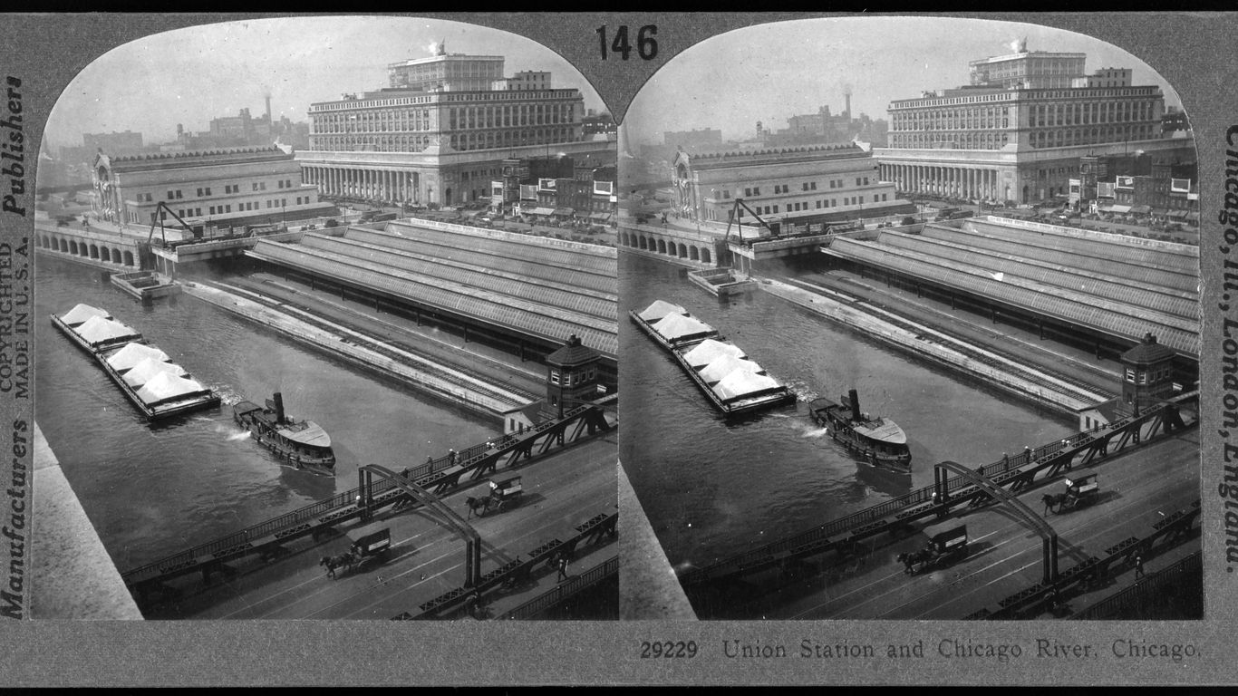 A 1925 photo reveals the earliest days of Chicago's Union Station