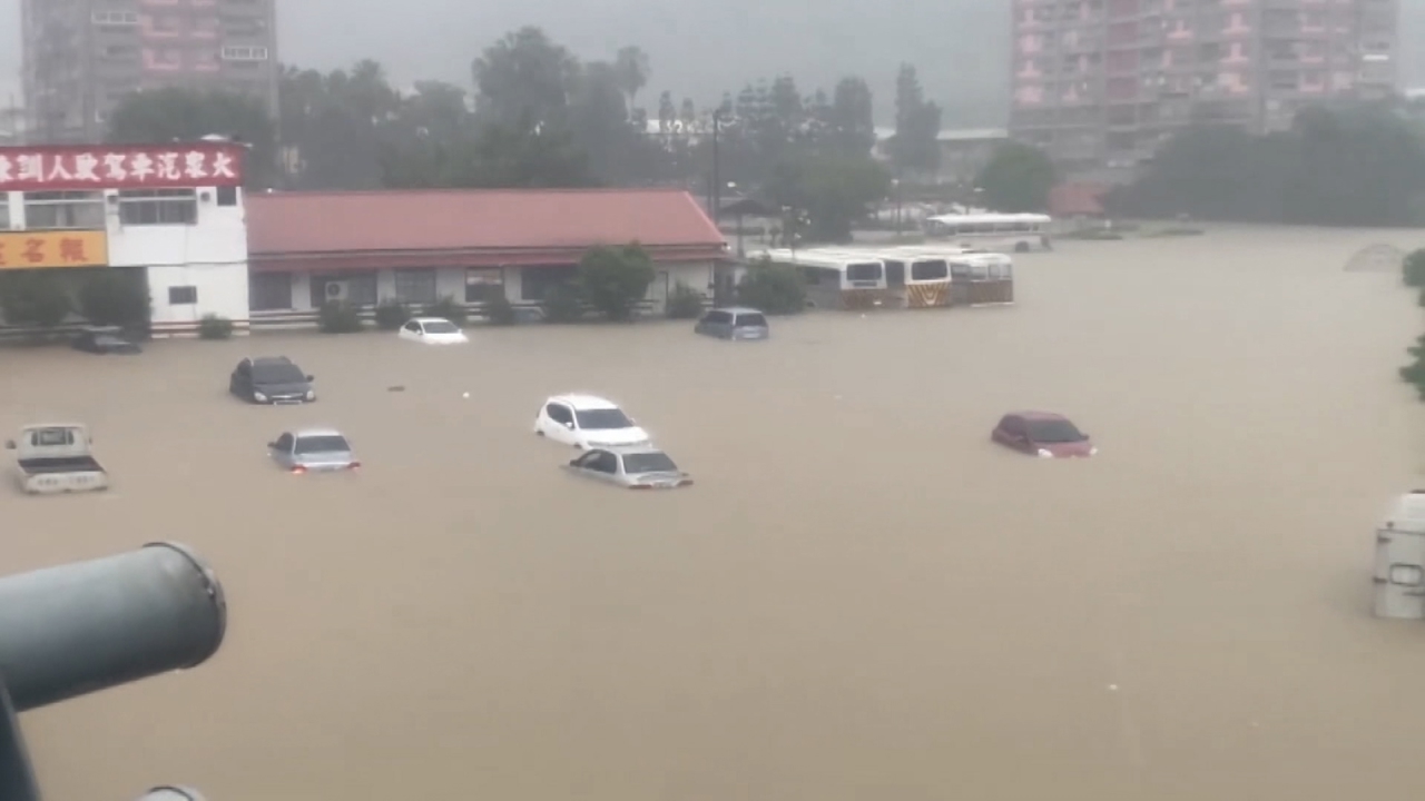 Heavy Rain in Central, Southern Taiwan Causes Flooding, Landslides