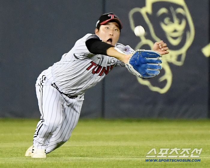 Park Kwan-woo, great defense