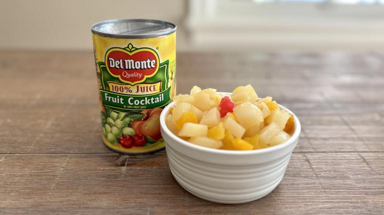 17 Del Monte Canned Fruit Options, Ranked