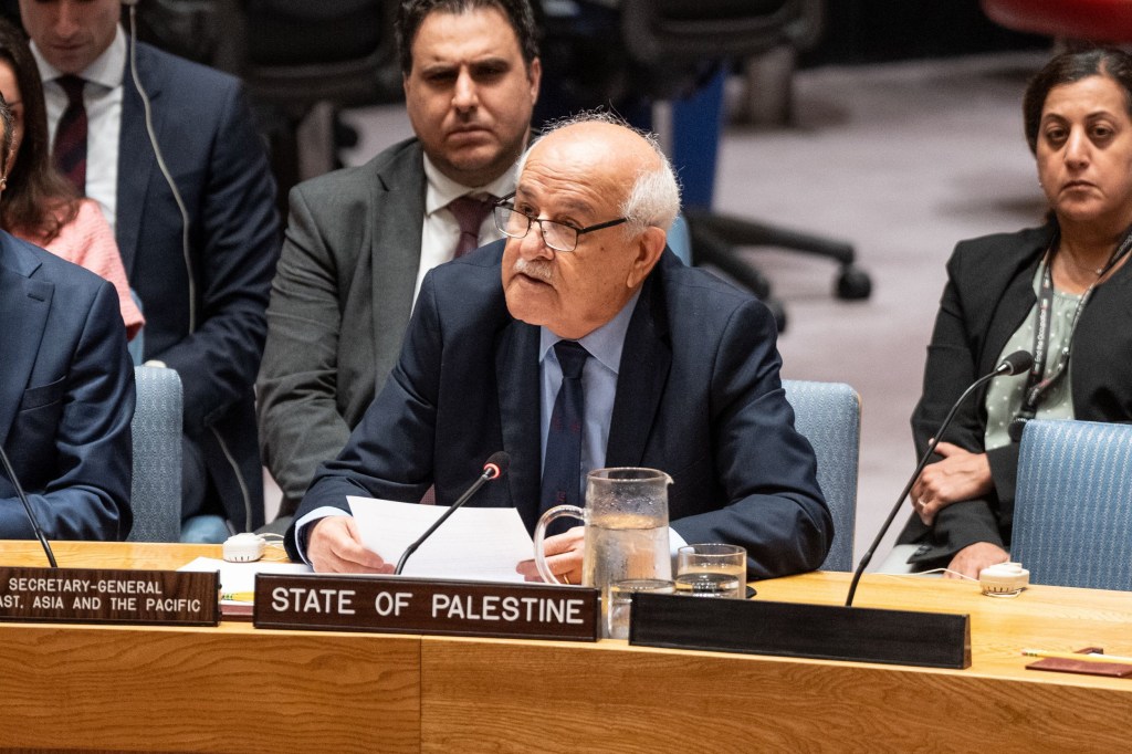 29 Memes From All Cardinal Directions