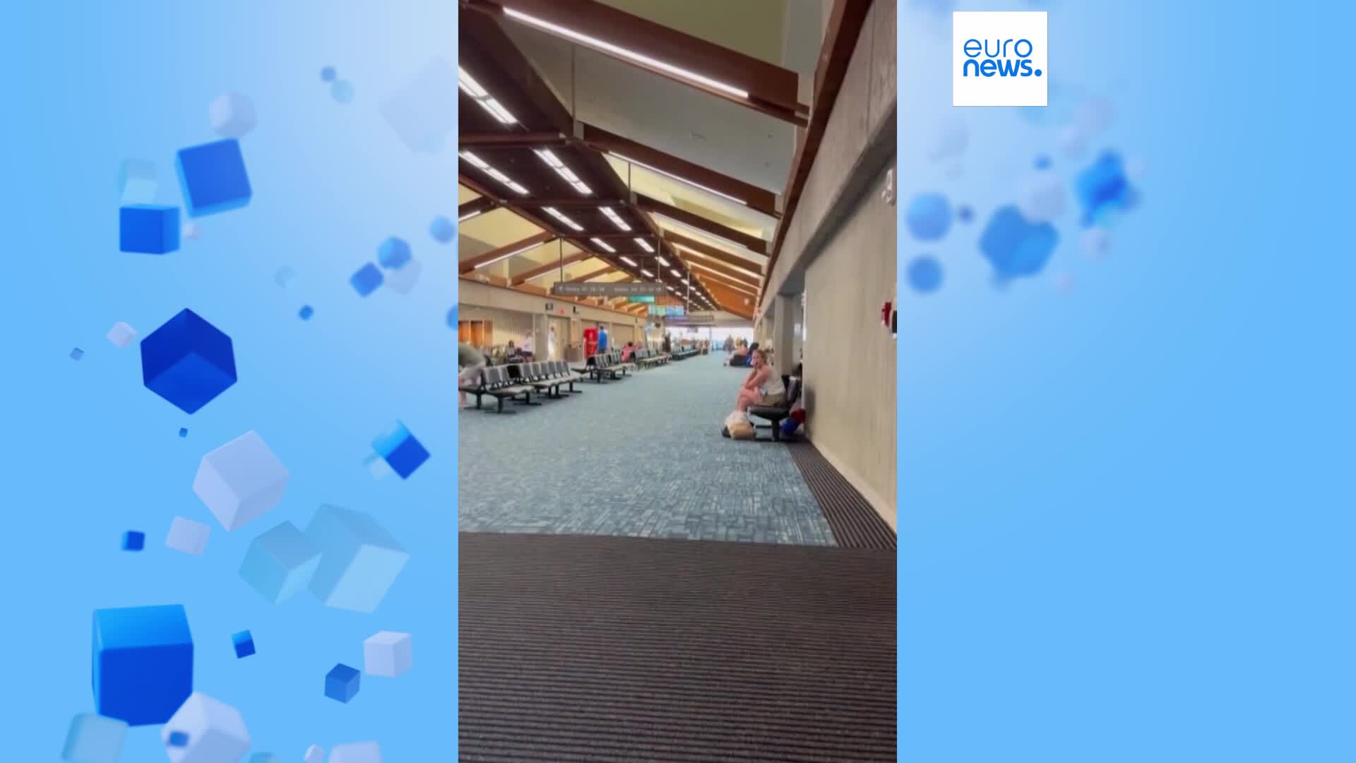 Watch the video: First tsunami waves hit Hawaii after powerful ...