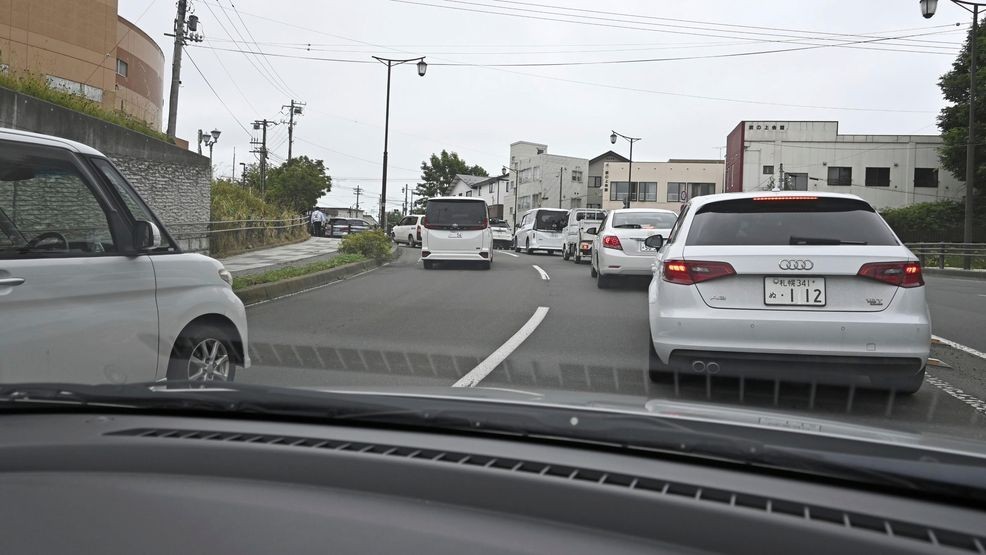 Tsunami waves hit Russia, Japan, Hawaii after 8.8 magnitude earthquake