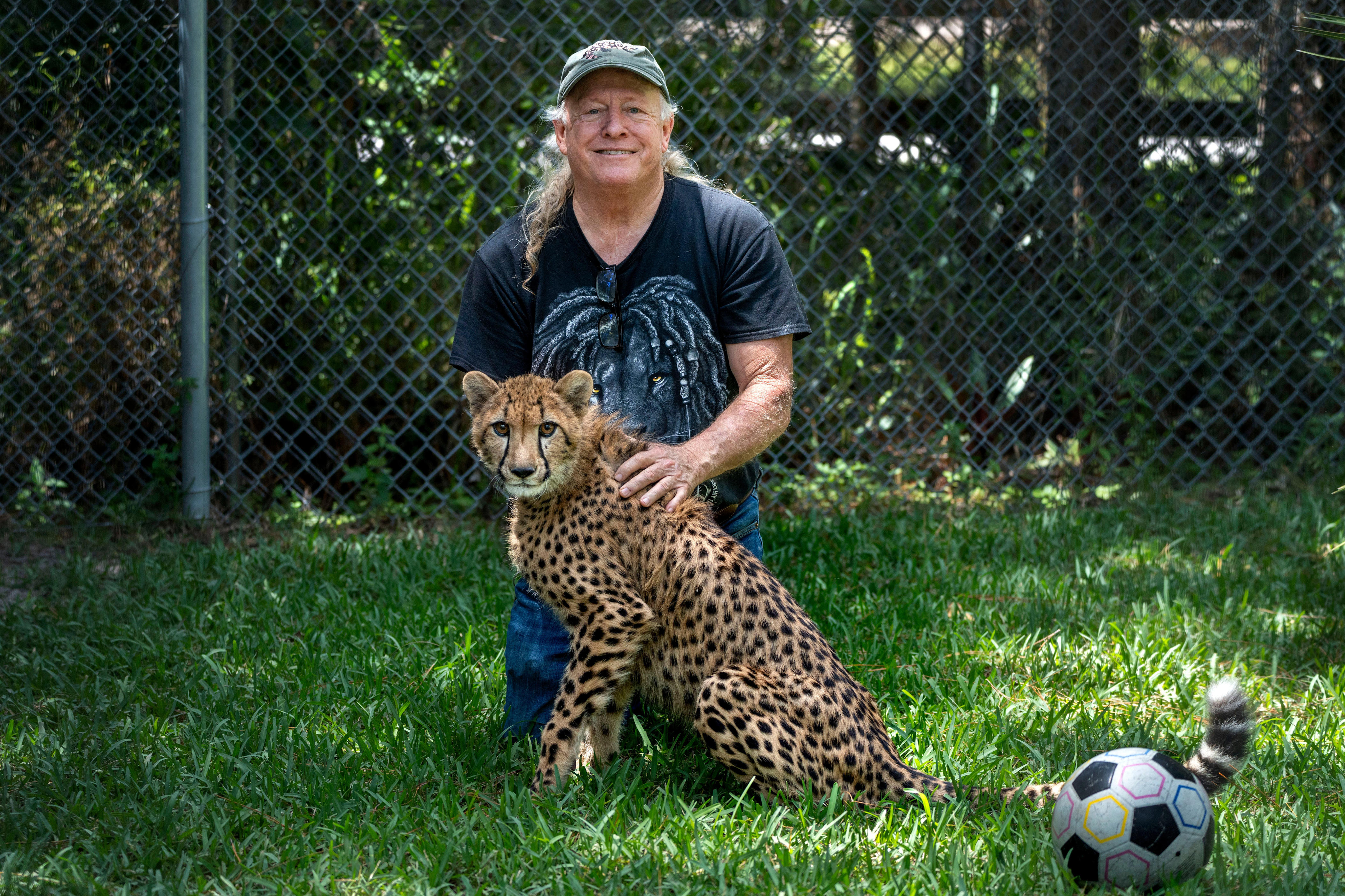 Mark McCarthy knows the secret: Animals are 'a heck of a lot smarter ...