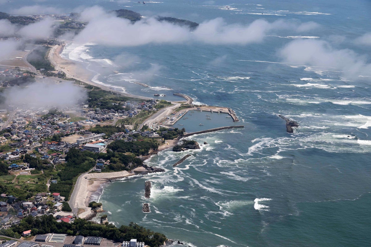 Massive 8.8 magnitude earthquake prompts evacuations and tsunami ...