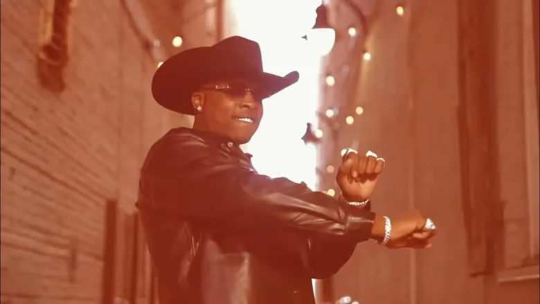 The Pulse of Entertainment: R&B’s Mike Clark Jr. Goes Country on New ...