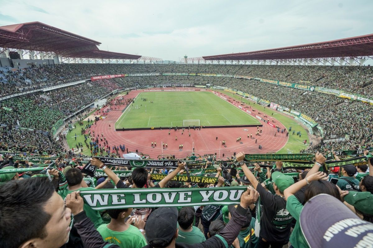 Panpel Persebaya Surabaya Siapkan 30 Metal Detector! Cegah Flare Masuk ...
