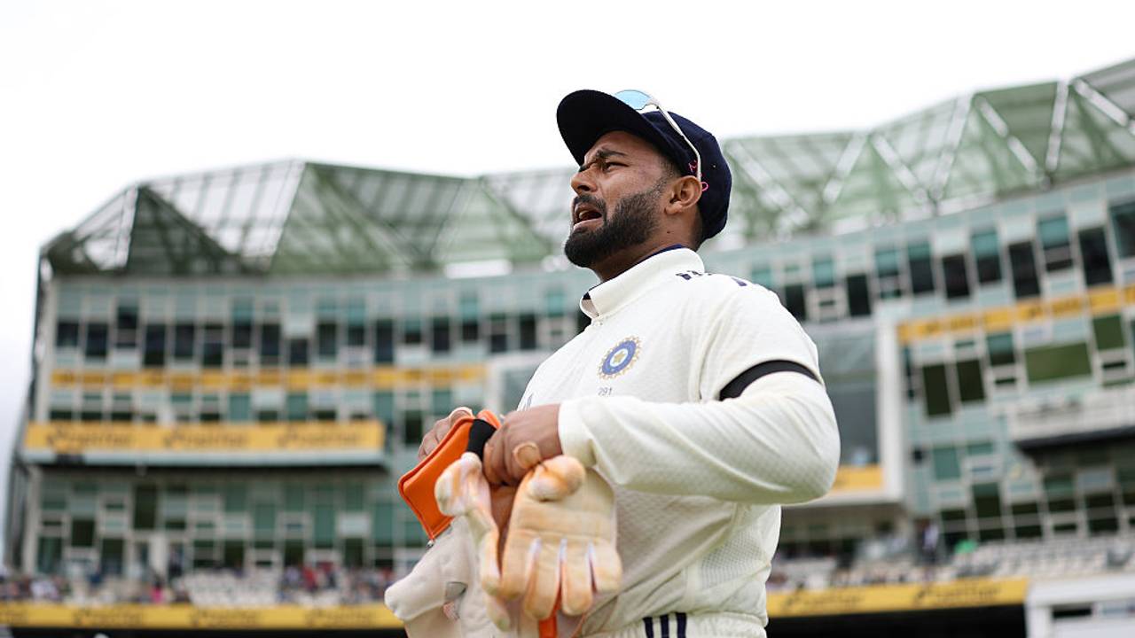 When Will Rishabh Pant Return to Action after Fractured Toe Injury ...