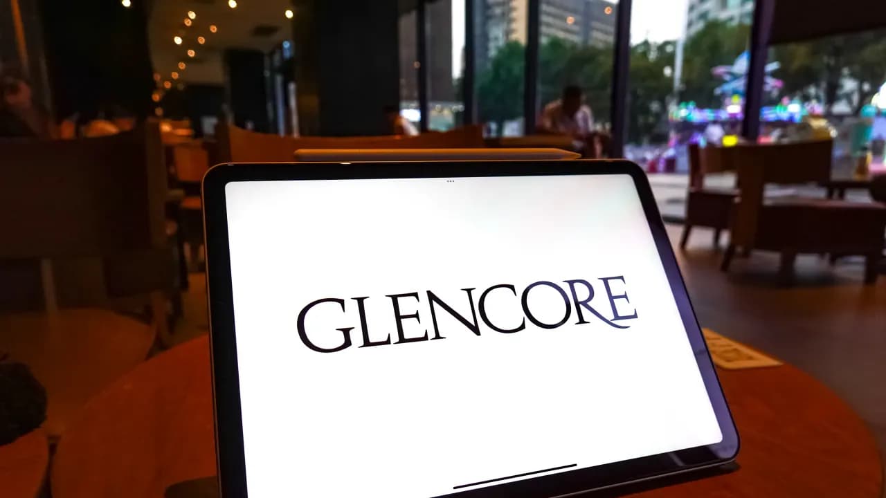 Glencore Scraps New York Listing Plan Over S&P 500 Inclusion Doubts ...