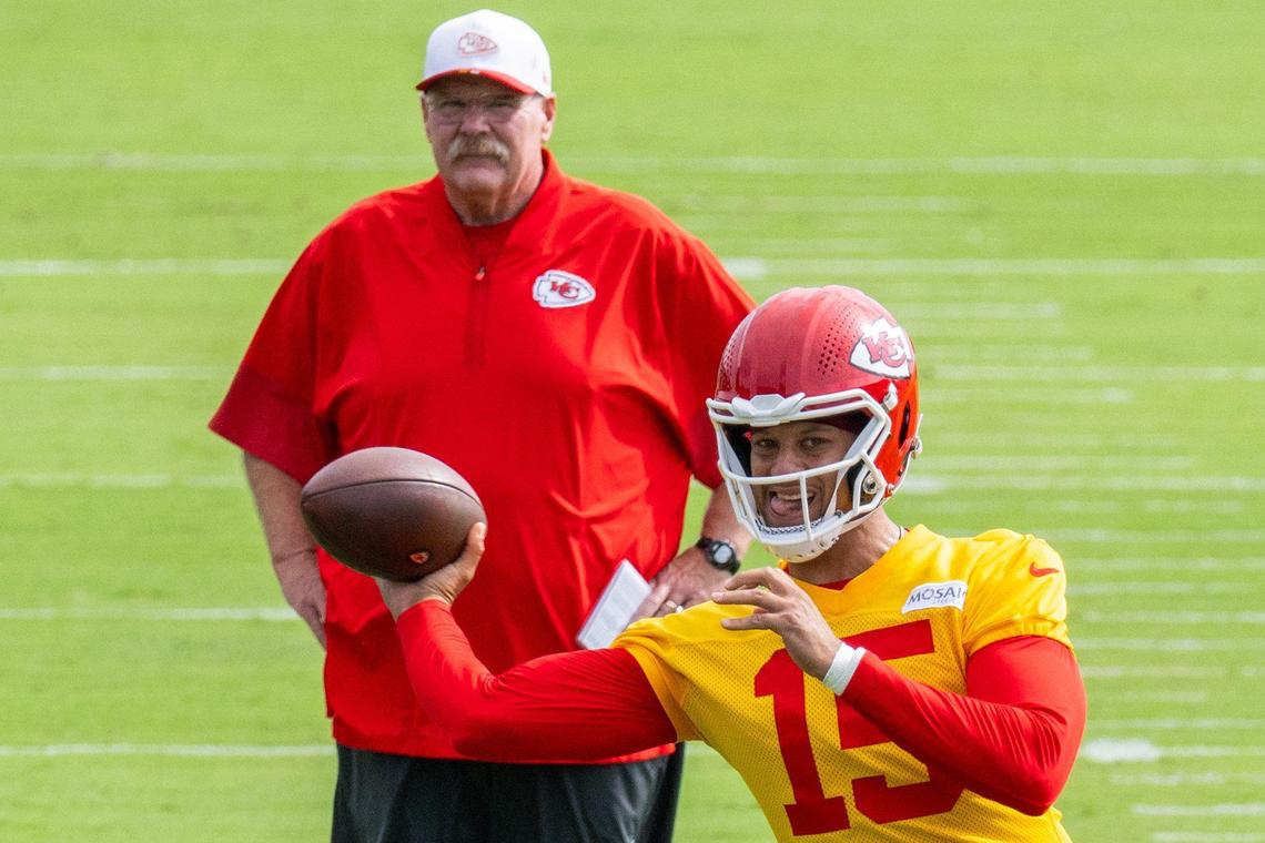 Why Chiefs quarterback Patrick Mahomes is finally playing with a free ...